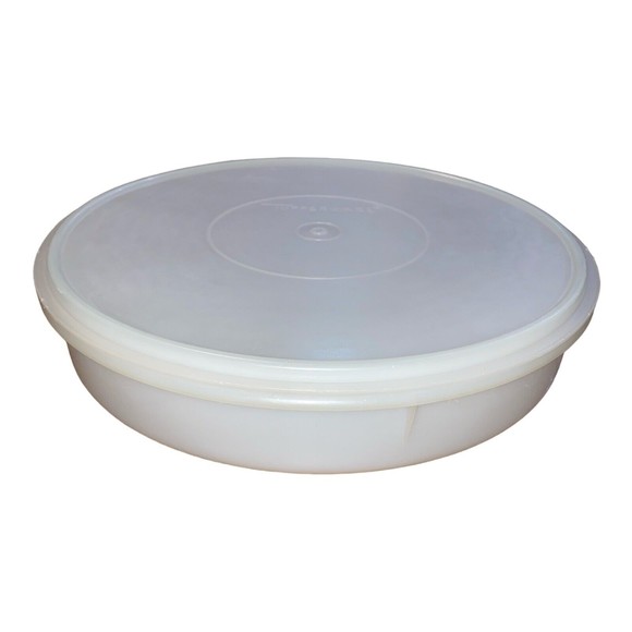 Tupperware | Kitchen | Vintage Tupperware 2 Round Sheer White Cupcake ...